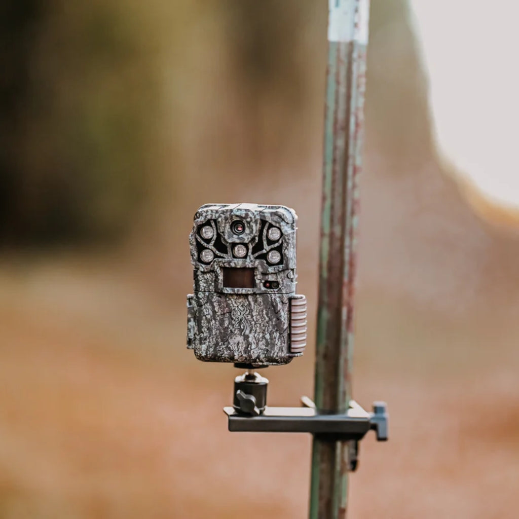 T-Post Mount – Browning Trail Cameras